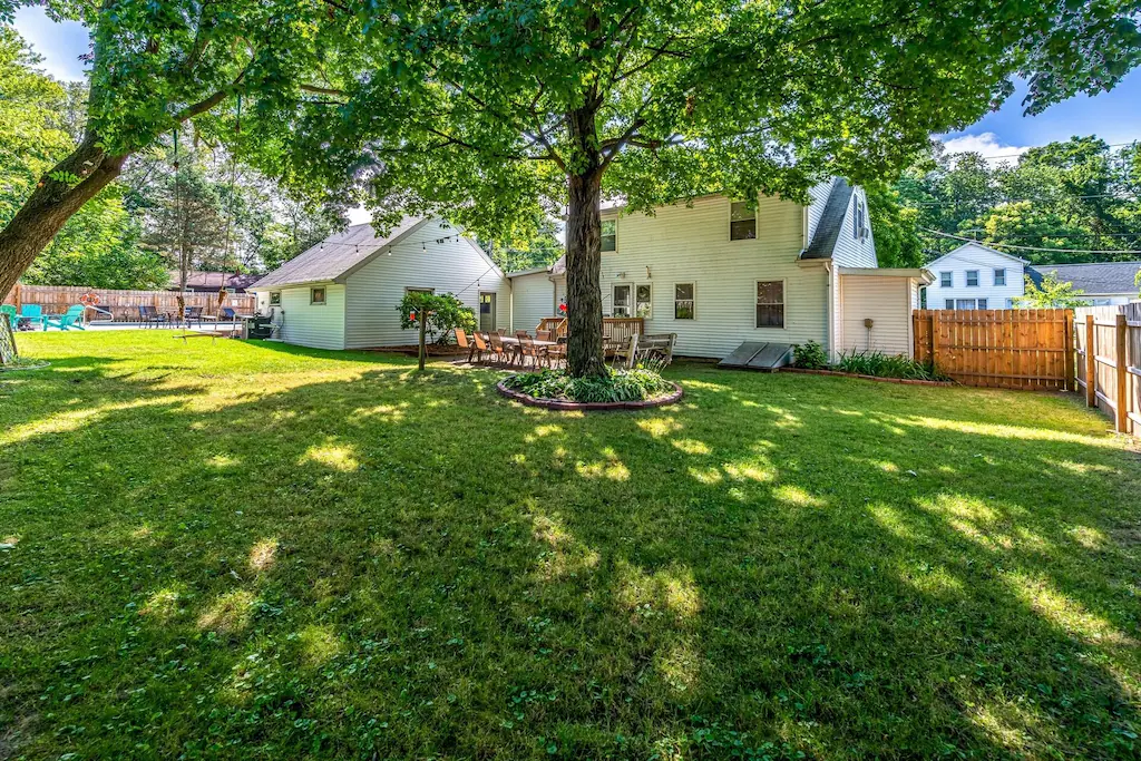 Apple Orchard – SRN Realty LLC | Home